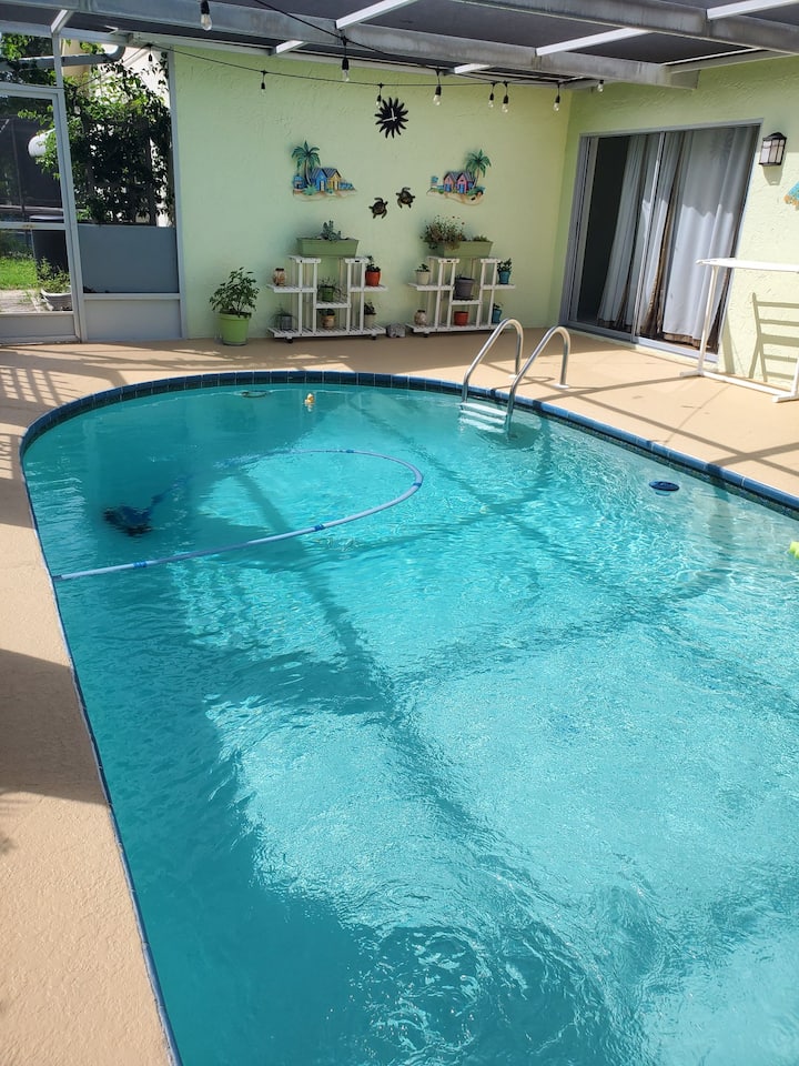 Why Rent A Room When You Can Have Your Own Wing? - Hudson, FL