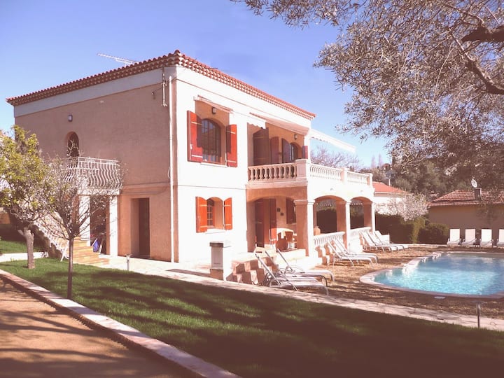 Cottage Of Large Villa With Pool In Juan Les Pins - Cannes