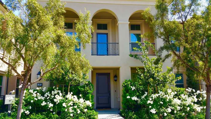 Beautiful Condo In Great Irvine, California - Irvine, CA