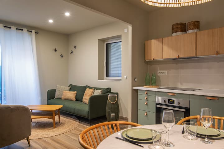 Cœur Du Centre Historique - Terrasse - Séjour Cosy - Avignone