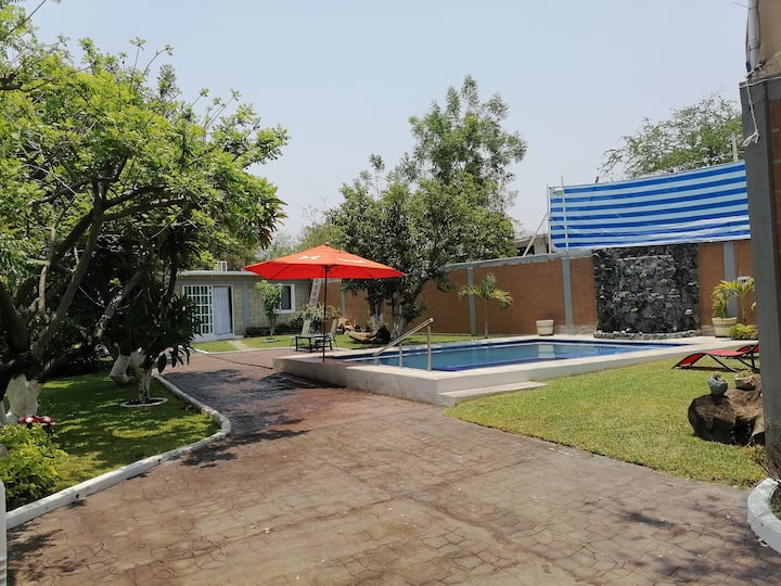 Casa De Los Abuelos Tequesquitengo
100% Familiar - Tequesquitengo