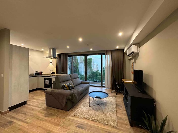 Stylish House, Centre Of Sliema - Malta