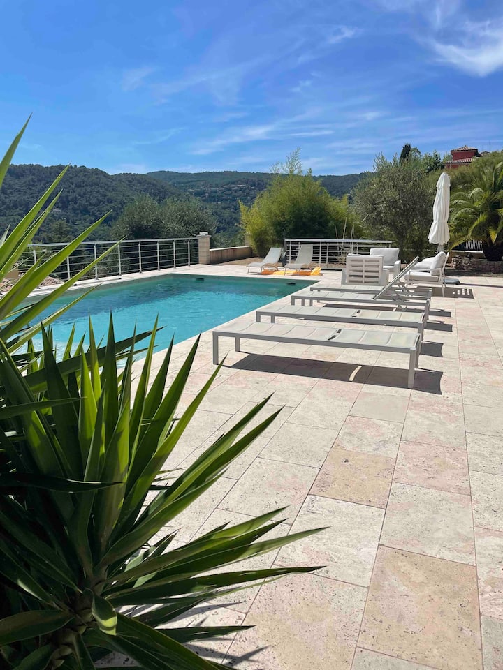 Villa Climatisée 200m2 - Piscine Privée - Grasse
