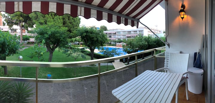 R|z Pequeño Y Coqueto Estudio Con Piscina - Salou