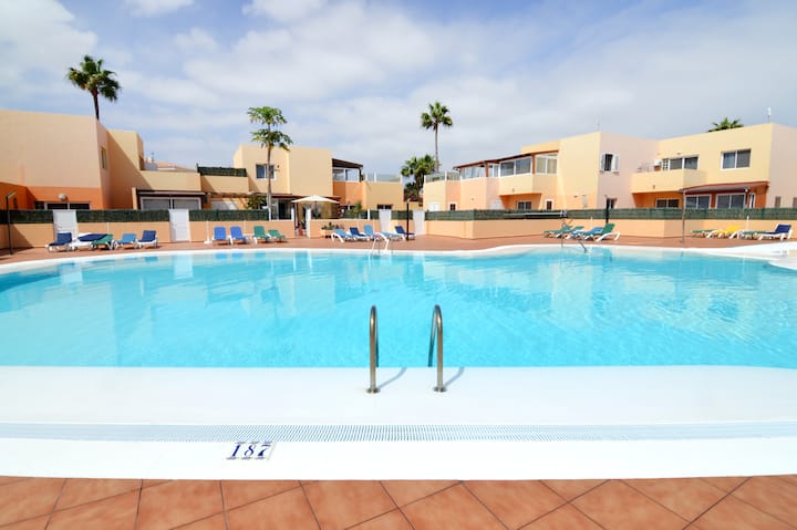 Lovely House With Pool 20 Meters From The Beach - Fuerteventura