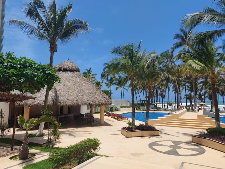 Playa Espectacular En Diamante Por $1,200 - Acapulco