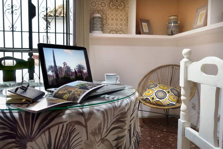 Paix Aux Patios Très Près De La Mosquée - Cordoue