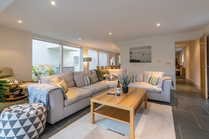 Yew Tree Lodge - Cw85 - Hot Tub Lakeside Spa - Malmesbury