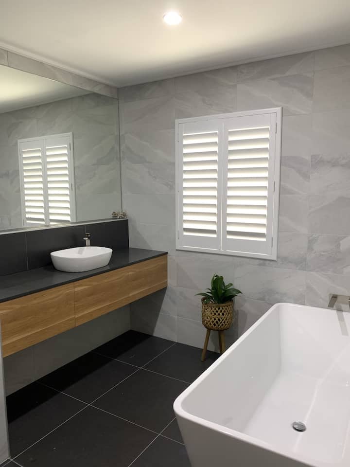 Spacious Family Home - Busselton