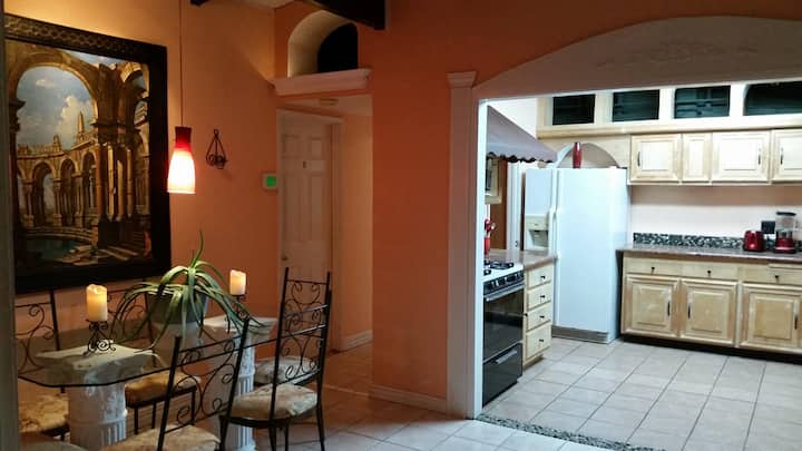 Eclectic Elegant Quiet House (R#2) - Santa Clara, CA