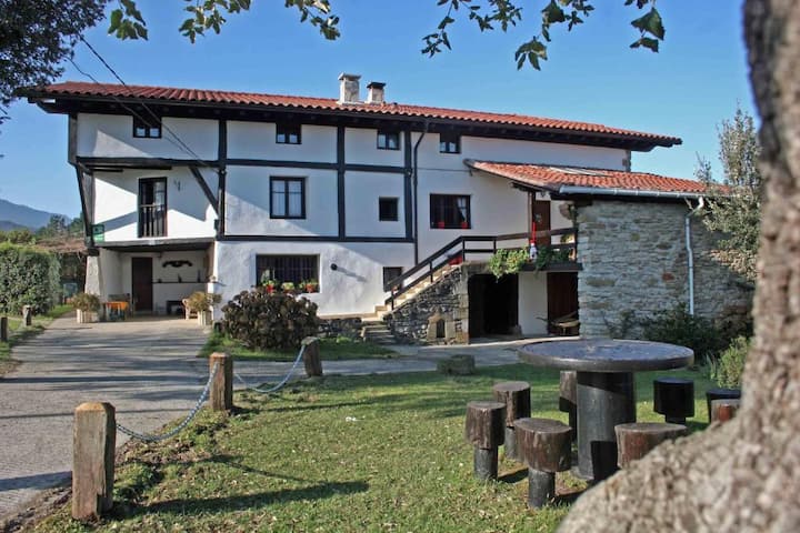 Casa Rural, Alquiler Completo - Elorrio