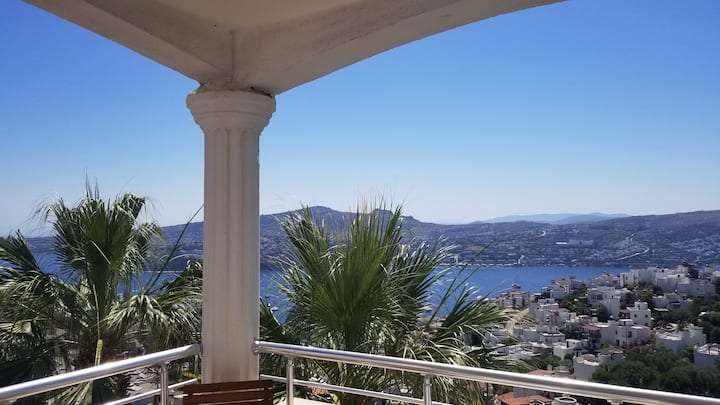 Apartment With Big Balcony And Perfect View-hürpa - Gündoğan