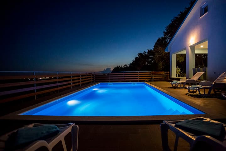 Panoramic View Villa With Private Pool - Rovinj