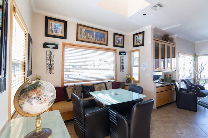 3 Bedroom Water View Home - South Mission Beach - Skytower, San Diego