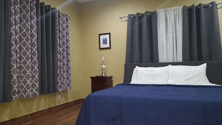 Premium 1 Bedroom, 1 Bathroom Off West Bay Street - Nassau