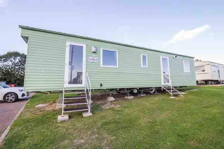 Delightful 3 Bed Caravan - Clacton-on-Sea
