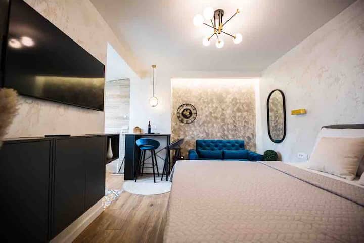 Luxury Studio Apartment With Terrace - Sukošan