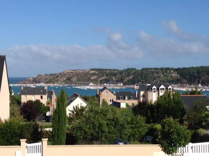 Seaview Townhouse With Wifi And Uktv - Erquy