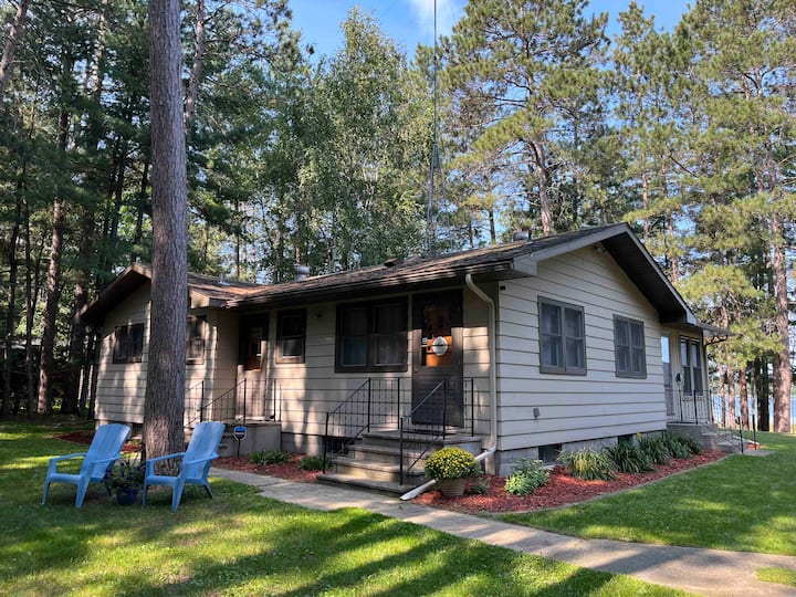 Lakefront, Cozy Cabin!  Perfect For Small Groups! - Nevis, MN