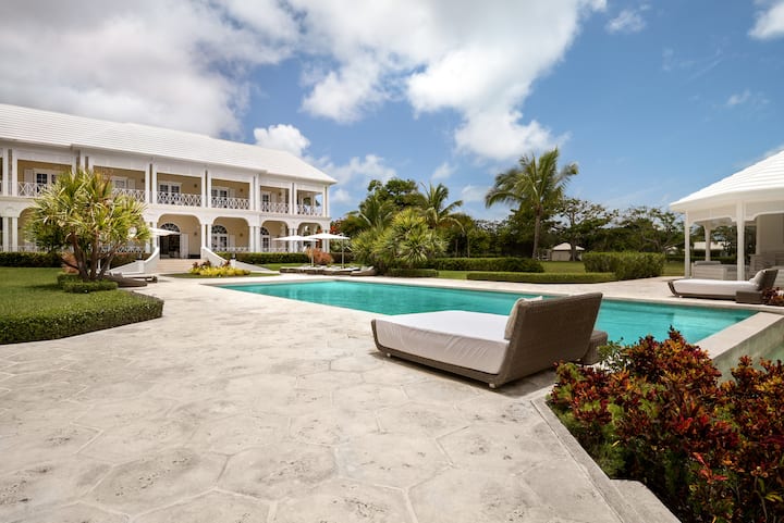 Blake House - Nassau