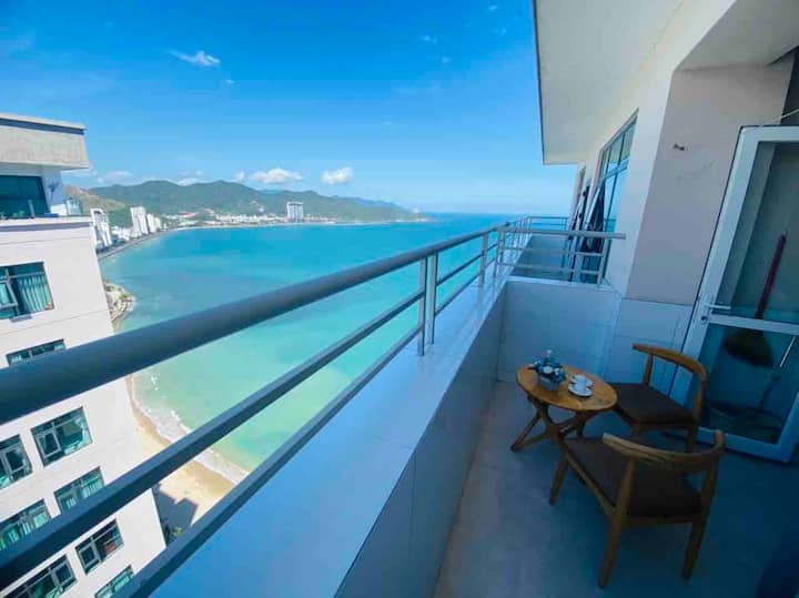 Soho Penthouse (40.04) - 2bedrooms With Seaview - Vietnam