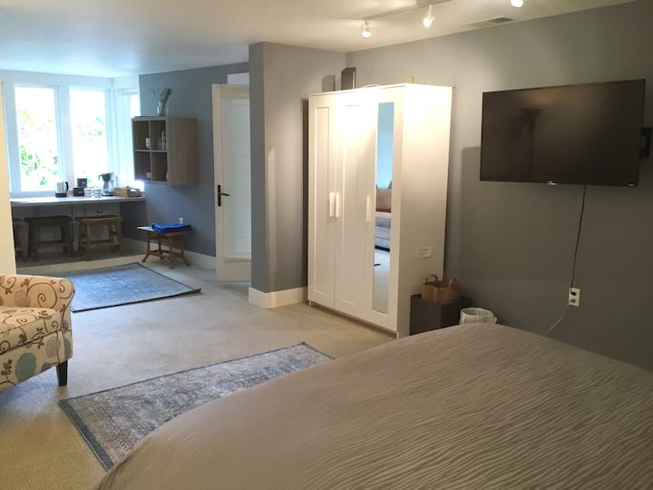 Garden View Private Suite At The Park W Parking! - San Francisco, CA