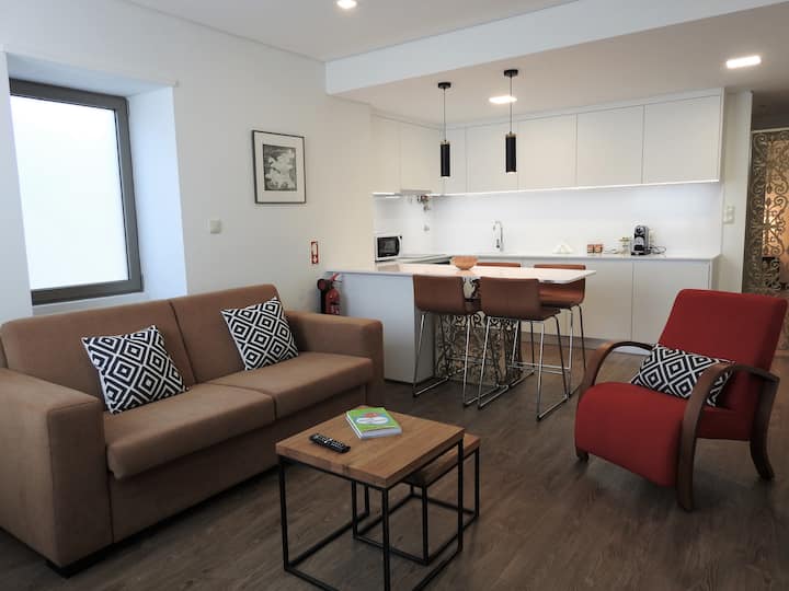 Casa Dos Castanheiros B - Luxury Apartment - Santa Maria da Feira