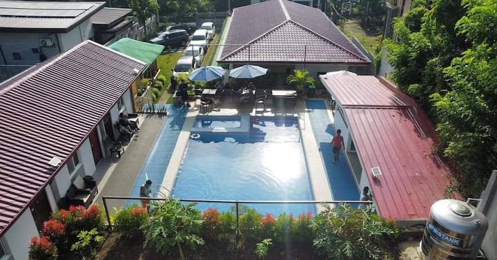 3-guestroom Vacation Home In Amadeo With Pool - Amadeo