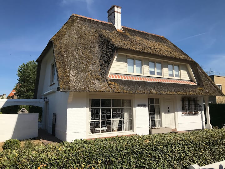 Witte Merel : Villa De Charme Avec 4 Chambres - Koksijde