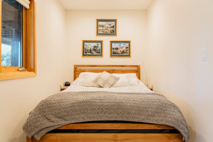Modern Hillside Getaway - Mt Tam View & Fast Wifi - Sausalito, CA