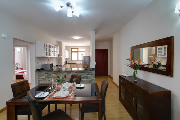 Modern Apartment In Westlands Concierge Pool & Gym - Nairobi