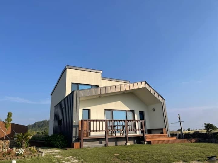 제주서쪽 독채펜션 가족펜션 판포포구 협재해수욕장 금능해수욕장 인접 - Jeju