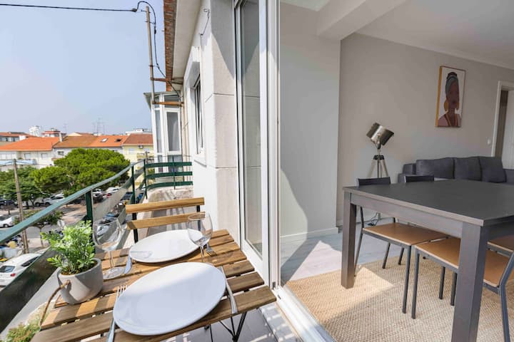 Almada Balcony - Amora