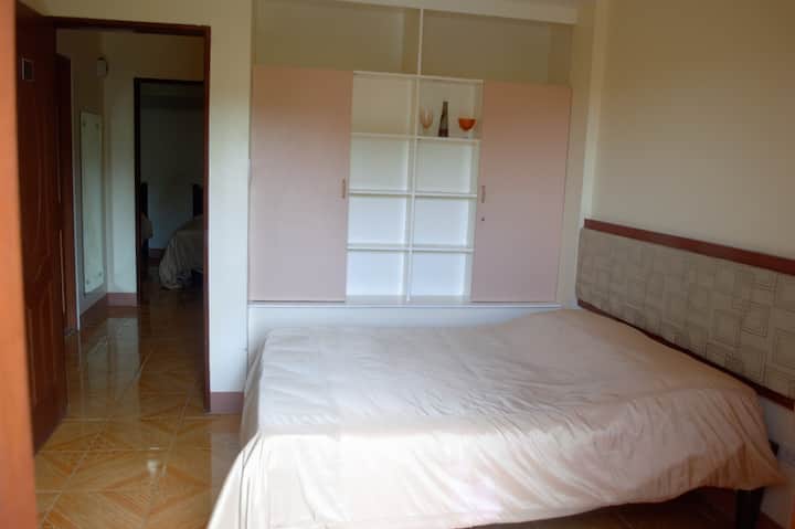 M502-double Bedroom W/ Balcony (502),wi-fi - Talisay