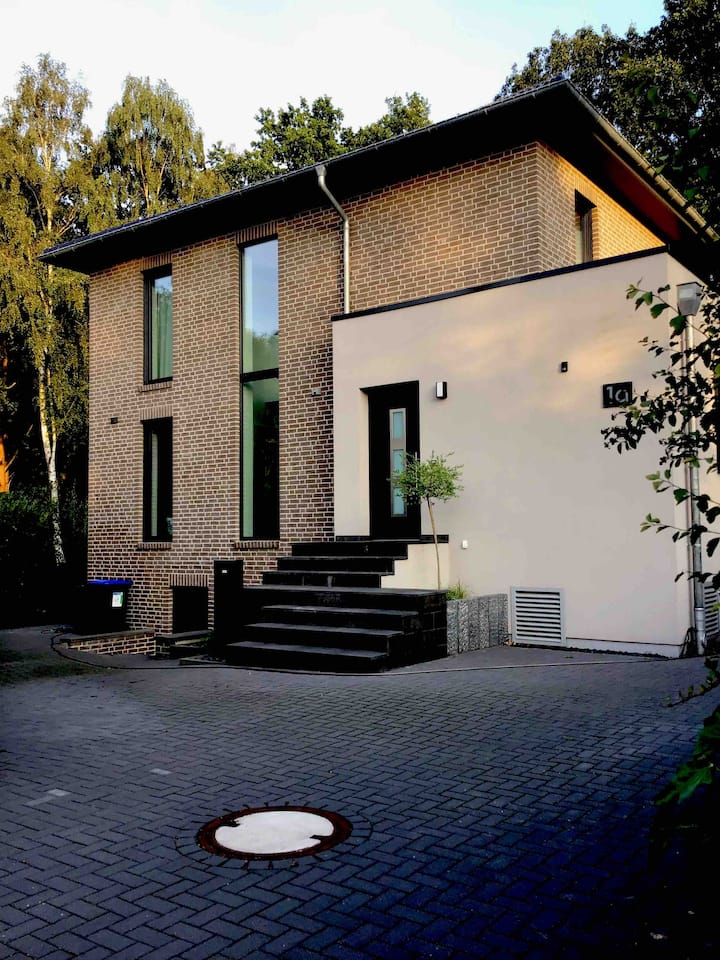 Moderne Private Monteurs- Und Ferienwohnung - Geesthacht