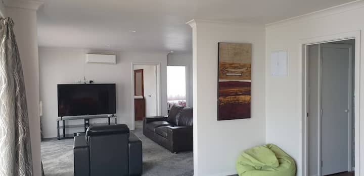 Just A Heartbeat Away From Downtown - Palmerston North