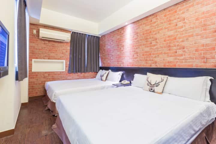 新崛江商旅-不指定溫馨四人房-近新崛江商圈/捷運中央公園站2號出口 - 鳳山區