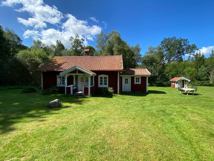 Torp I Vacker Natur Nära Sjö - Ljungby