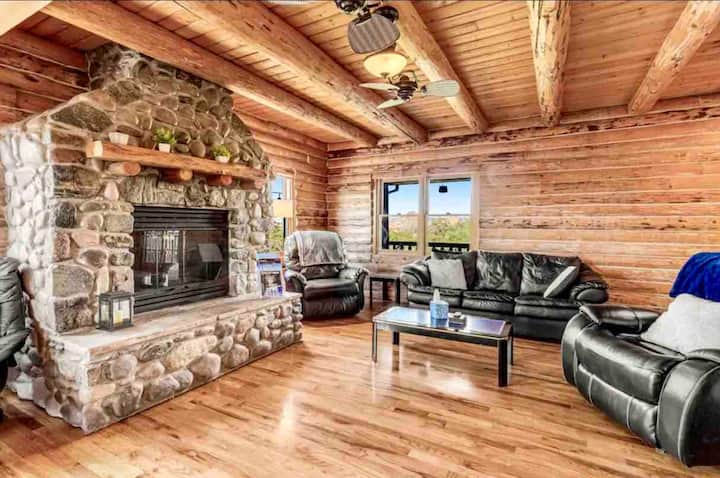 Prescott Retreat 6 Bedrooms - Prescott, AZ