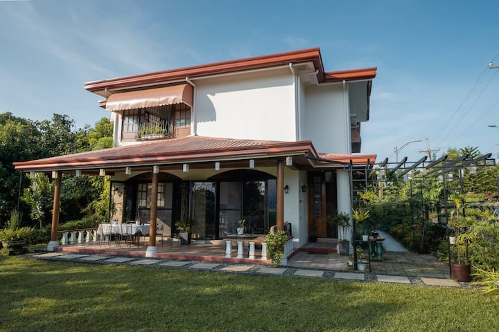 Villanueva Bed & Breakfast, Tagaytay - Tagaytay