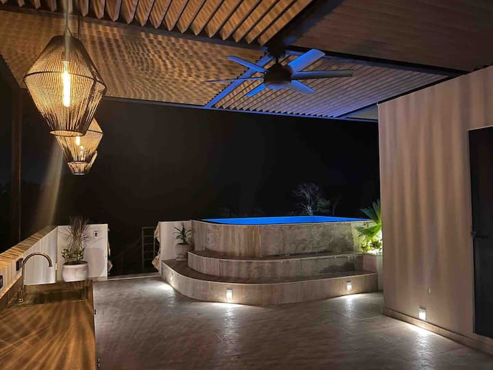 Heated Jacuzzi Pool In The Treetops! - Puerto Morelos