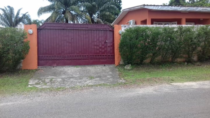 Appart Avc Toutes  Les Commodités Okala Carrière - Gabon