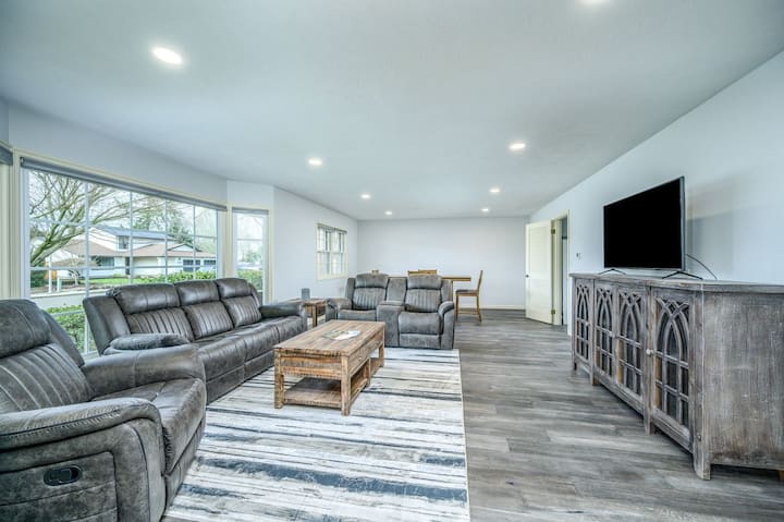 Charming, Spacious, Single-level - McMinnville, OR