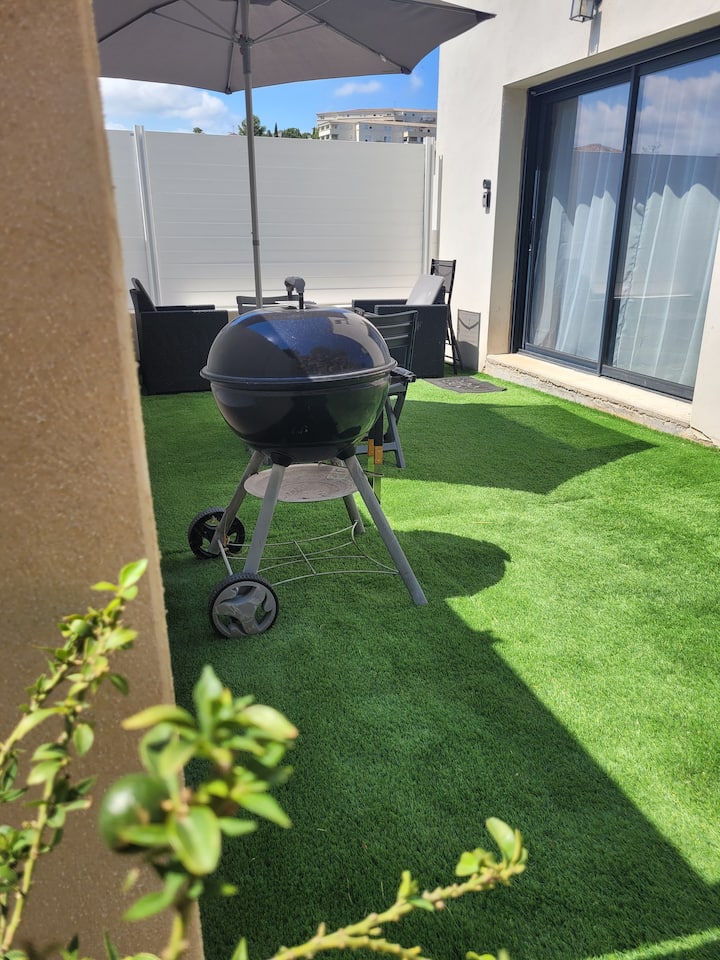 Indépendant 20min Des Plages, Terrasse Privée, Bbq - Montpellier