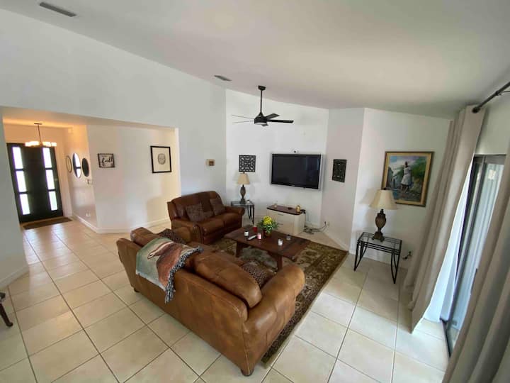 South Fl. Pool Home Near Beach - Delray Beach, FL