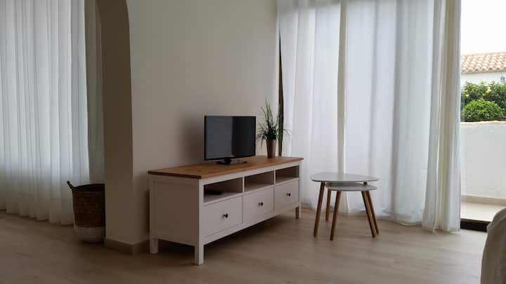 Precioso Apartamento Junto Al Mar Con Piscina Y Wifi - Andalucía