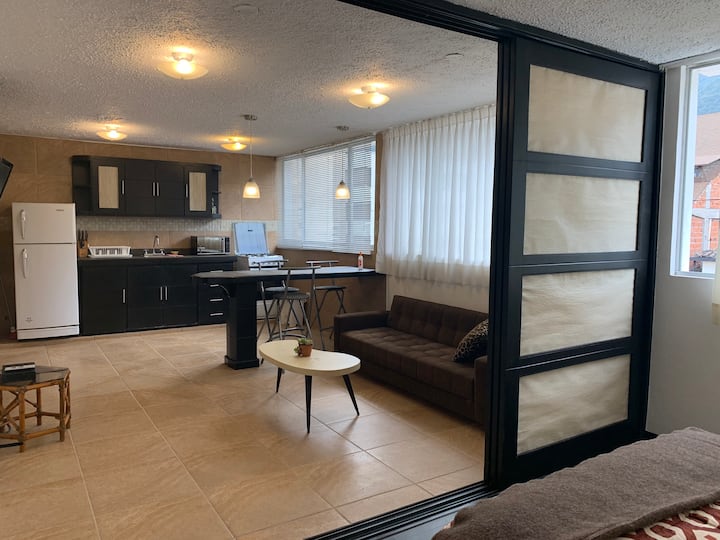 Amplia Y Cálida Suite - 2a - Quito