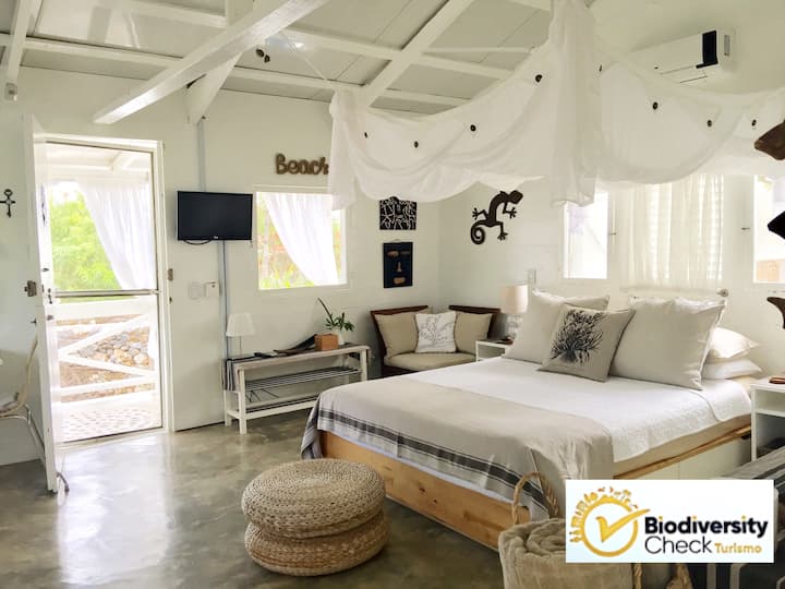 Javo Beach : The Cottage