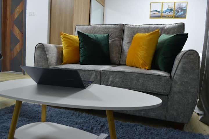 Kileleshwa, Executive Studio With Washing Machine - Nairobi