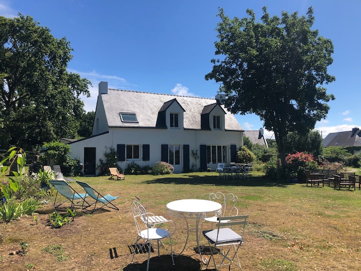 Grande Maison à L'île Aux Moines Idéalement Située - Île-aux-Moines